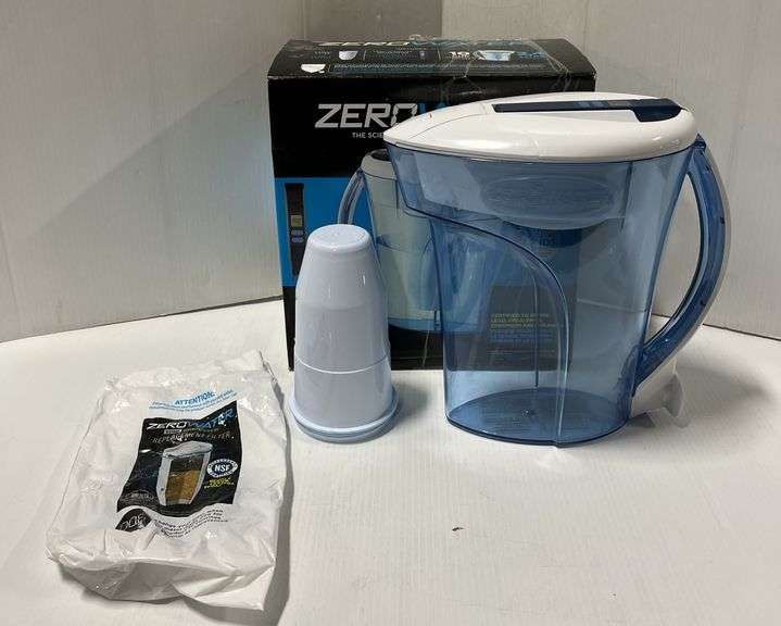 Zero water, 10-cup 5-stage water filtration pitcher, unused - Albrecht ...