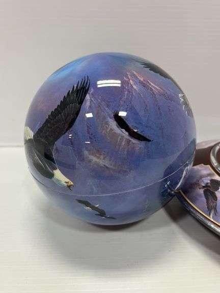Soaring Majesty levitating globe with eagle design, Bradford Exchange ...