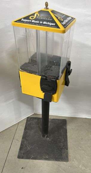Coin operated candy machine, 25¢, 4-bay with key, 10"W x 44"H ...