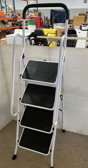 4-Step ladder with safety handrail, foldable, safety non slip mat, 330 ...