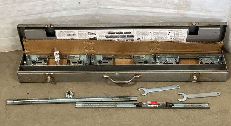 Porter cable hinge butt template kit, 39"L, good - Albrecht Auction Service