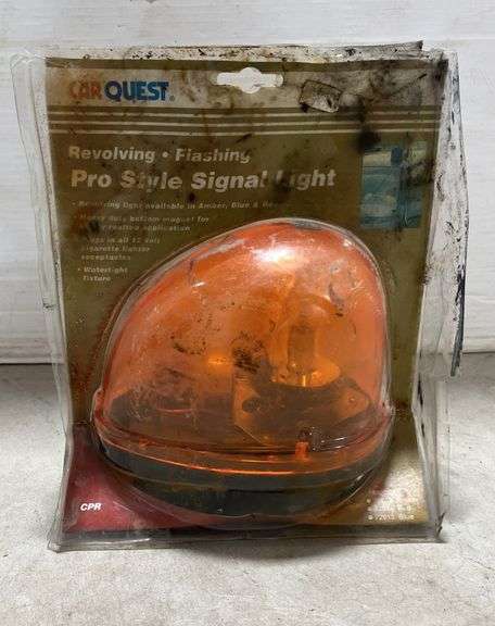 12V Amber signal light, plugs into lighter, NIB - Albrecht Auction Service