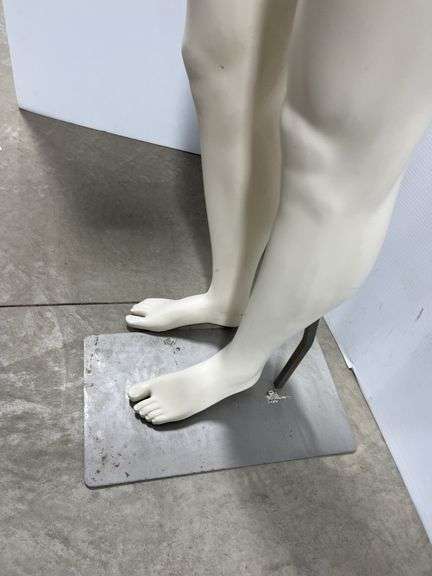 Female mannequin full size clothing display, 62 1/2"H - Albrecht ...