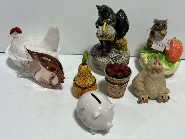 (2) Beatrix potter musical wind-up ceramics, includes wolf with ...