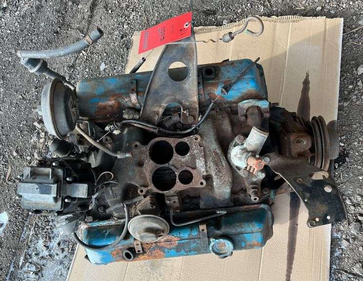 1970s GM 350 V8 engine, casting no. 3970010, used, unknown operating ...