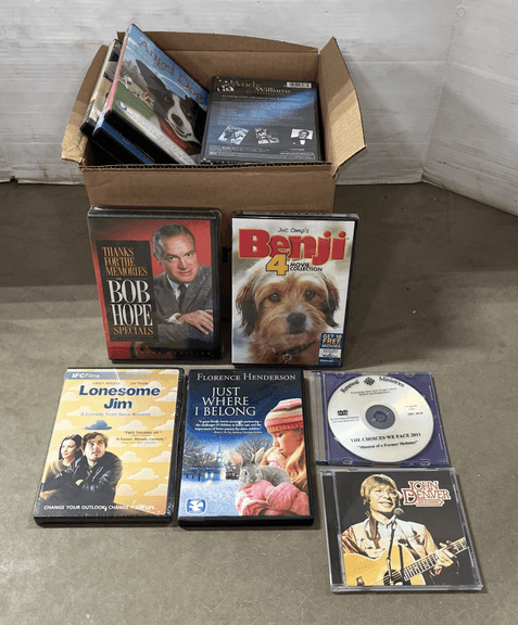 Assorted CD's and movies - Albrecht Auction Service