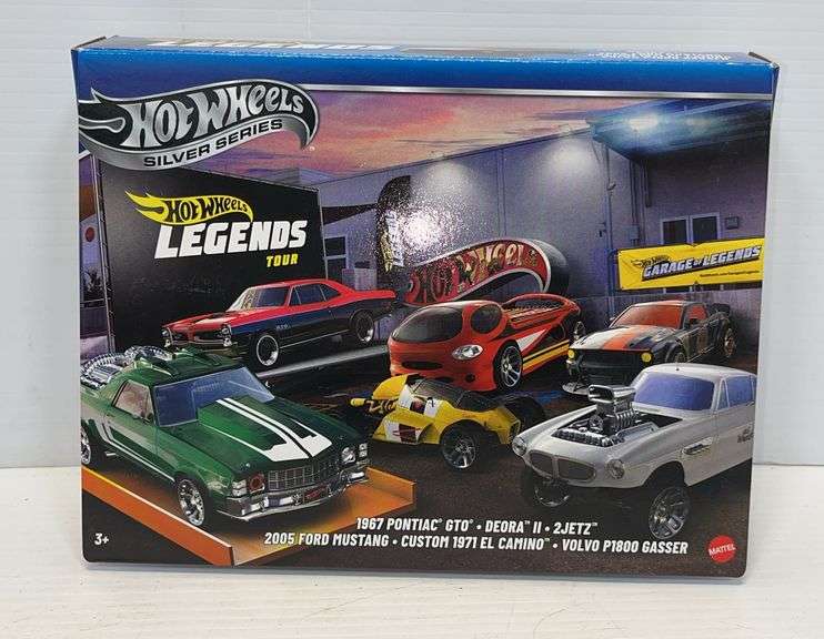 Hot Wheels Legend set, box- 8"L - Albrecht Auction Service