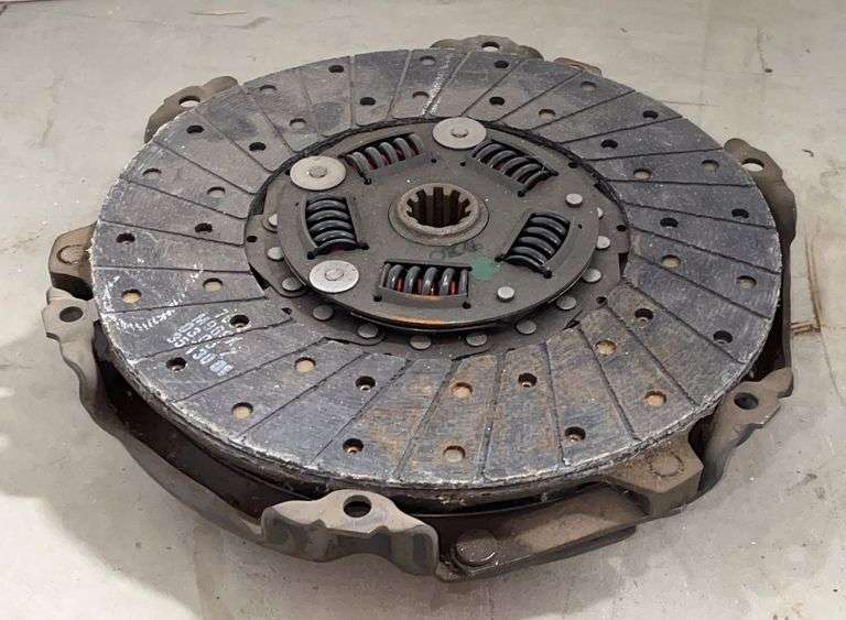GM pressure plate clutch housing and disc, Borg & Beck 12", new, never ...