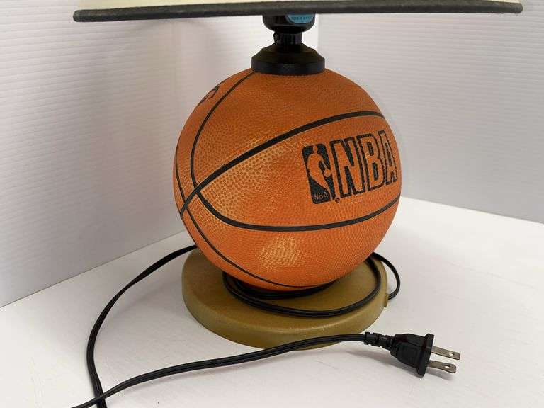 Older NBA team logos basketball lamp, 15"H, works - Albrecht Auction ...