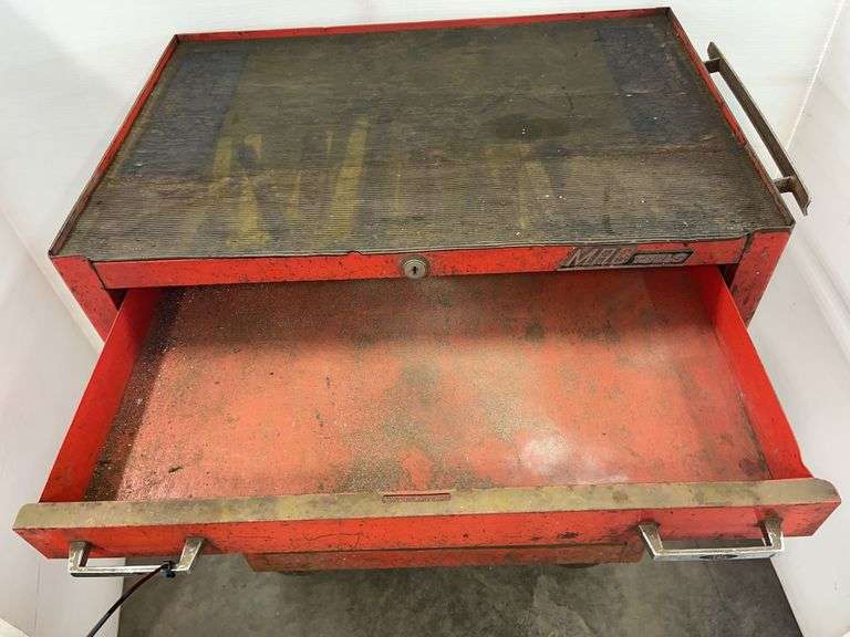 MAC Tools tool box, base on casters, 26 1/2"W x 18"D x 33 1/2"H, no key ...