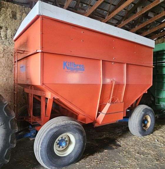 Killbros 385 Gravity Wagon, 13-Ton Lo-Pro Gear, 16.5-L16.1 Tires, Very ...