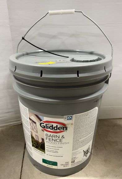 5-Gallons of Glidden by PPG barn and fence paint, exterior flat white ...