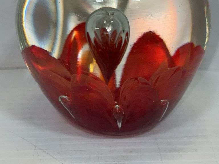 Wheaton ware 1979 Blown glass apple paperweight, 4"H - Albrecht Auction ...