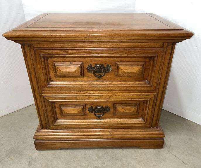 Link & Taylor 2-drawer nightstand, 20"W x 17"D x 24"H, good - Albrecht ...