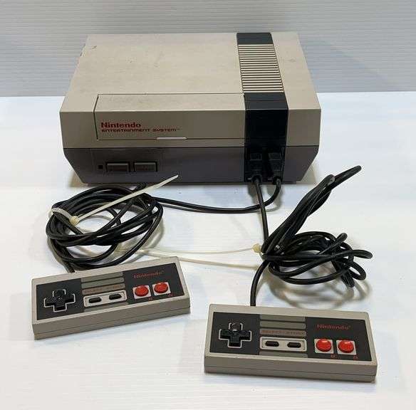 1985 Nintendo, comes with (2) paddles, Model No. NES 001, 1st ...