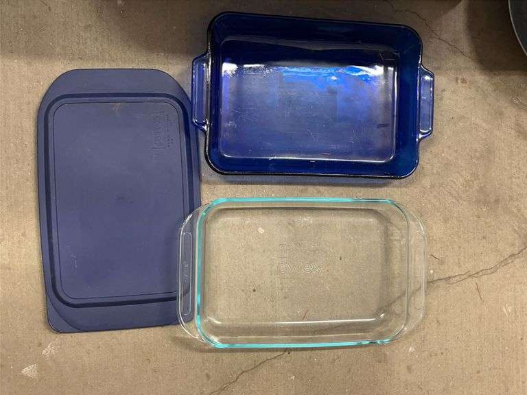 Ninja pots and pans, Pyrex and assorted pans, Wok and Calphalon, comes ...