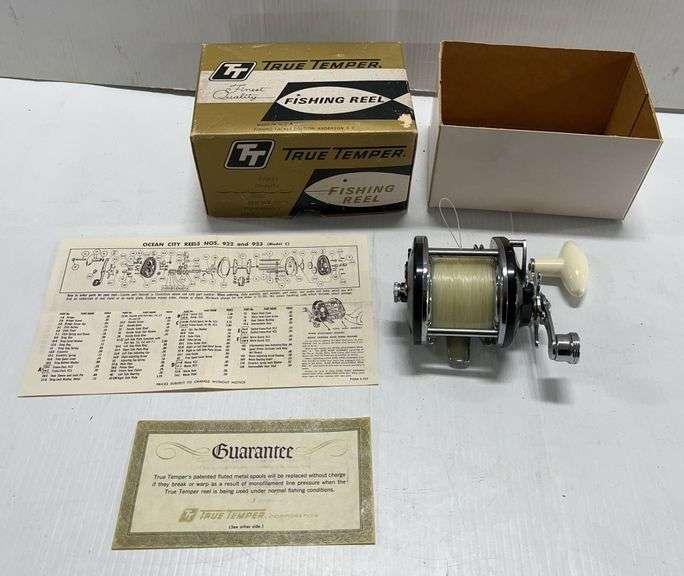 USA made True Temper fishing reel with box and paperwork, box- 6 1/2"L ...