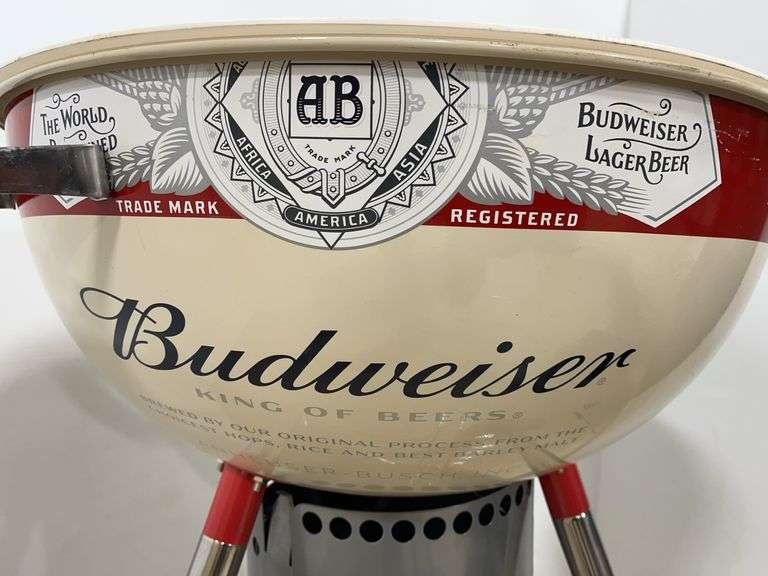 Budweiser beer ice with chiller/cooler, does show some scrapes, very ...