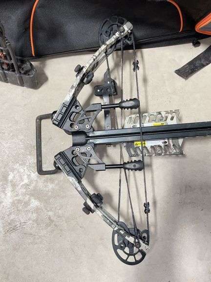 Killer Instinct Ripper crossbow, 415 FPS, complete with cocker, case ...