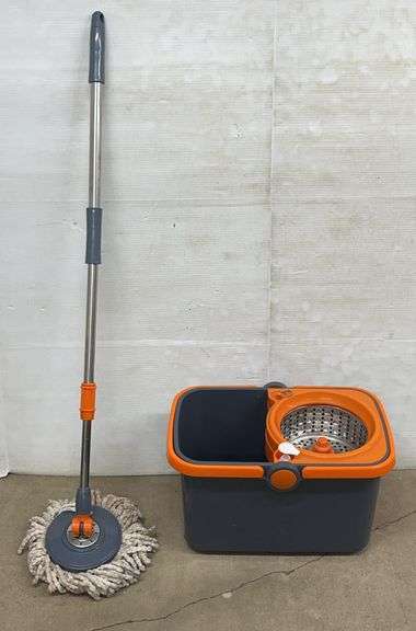 Scrub mop with pail and mop, mop- up to 50"L, mop head is stained/needs ...