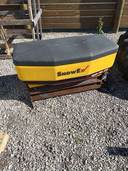 SnowEx salter, Drop Pro 600, rusty, as is - Albrecht Auction Service