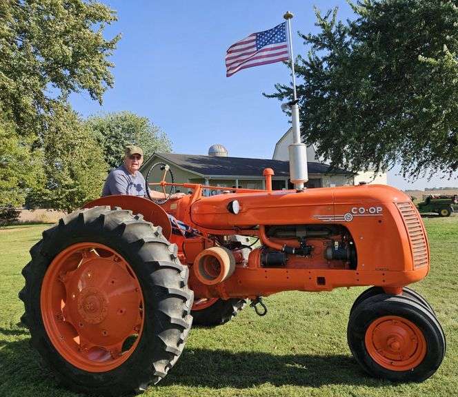 This item Selling ABSOLUTE! ~~~ 1950 CO-OP E4 Tractor, Made in Canada ...