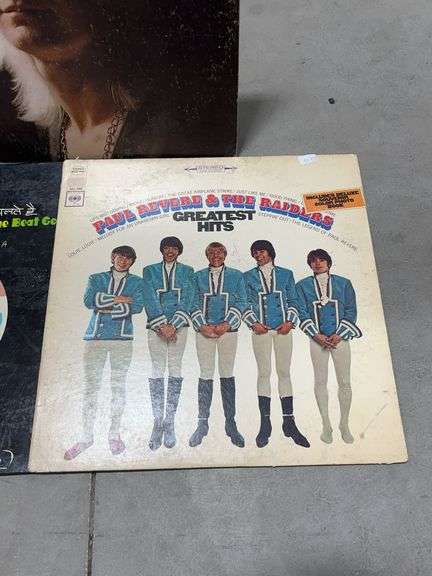 Over (45) Vinyl music records - Albrecht Auction Service