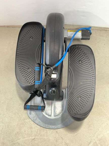 Inmotion compact elliptical with upper body cords, 12"H - Albrecht ...