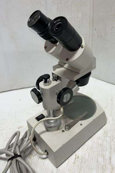 Wards stereo microscope, for geology or slide prep, 12"H, both upper ...