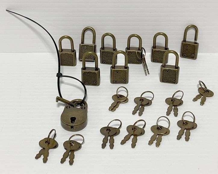 (10) Old fashioned looking locks skeleton key on a couple of them, each ...