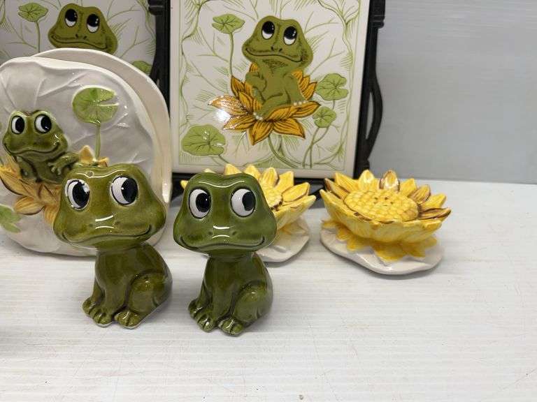 Frog canisters from Sears, Roebuck & Company, includes: One- 6 1/2" x 7 ...