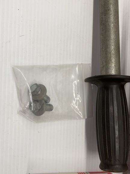 Milwaukee Hole Hawg, Heavy duty with Chuck in Case - Albrecht Auction ...