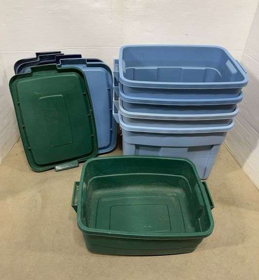 (5) Storage totes with lids, 20"W, used - Albrecht Auction Service