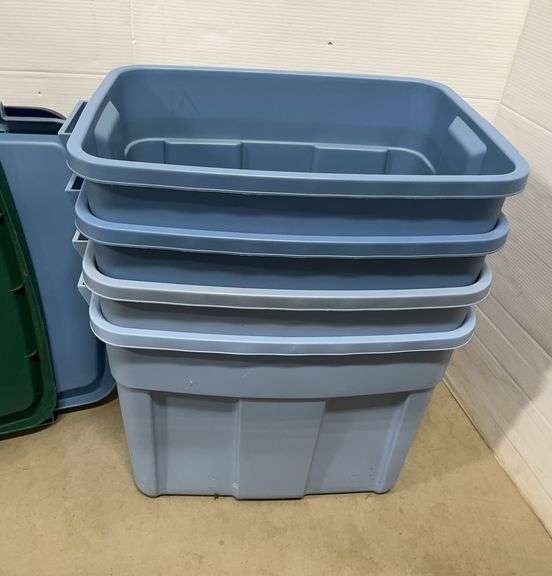 (5) Storage totes with lids, 20"W, used - Albrecht Auction Service