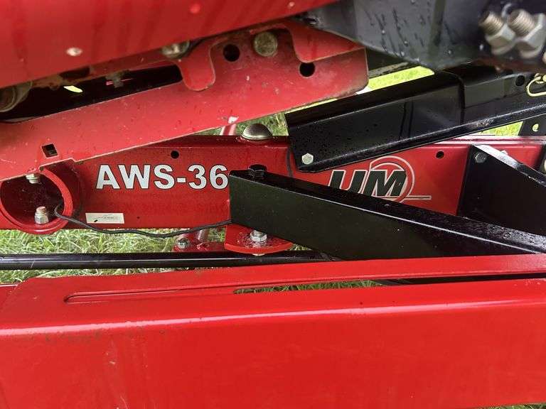 2012 Case IH 3020 Terra Flex Header, 35', AWS Wind, Nice Shape for Year ...
