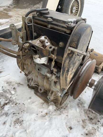 EZ E-Go Golf cart, has key, needs engine rebuilt, has a rod knock, for ...