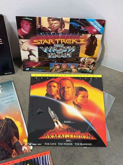 (45) Laser disc movies - Albrecht Auction Service