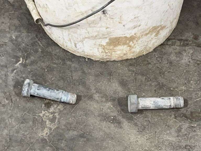 (3) Buckets of bolts, various sizes - Albrecht Auction Service