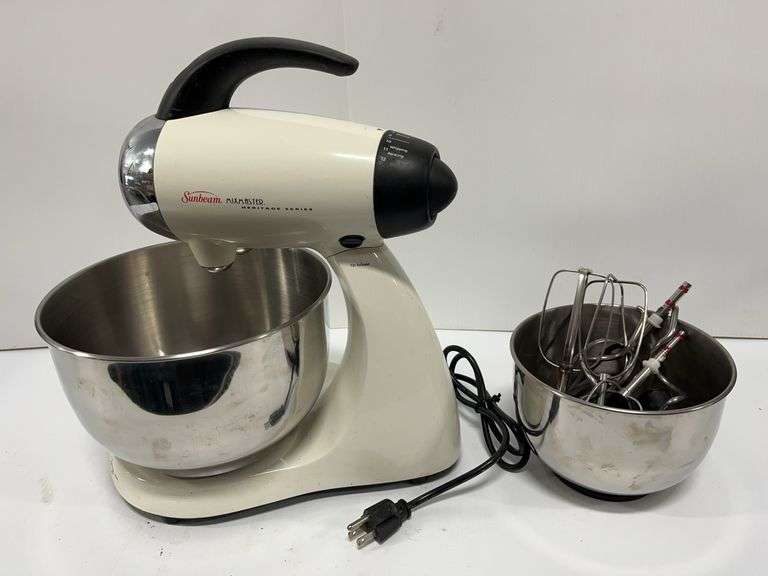 Sunbeam Mixmaster Heritage series kitchen mixer, white, includes mixer ...