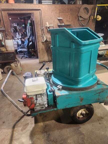 WIC Small Bale Chopper, 11hp Honda Engine, Works Fine, Runs Excellent ...