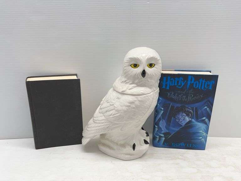 Harry Potter owl Hedwig ceramic cookie jar, 12"H, no chips or cracks ...