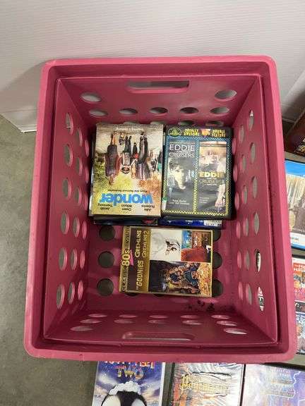 Over (40) DVD movies and shows - Albrecht Auction Service