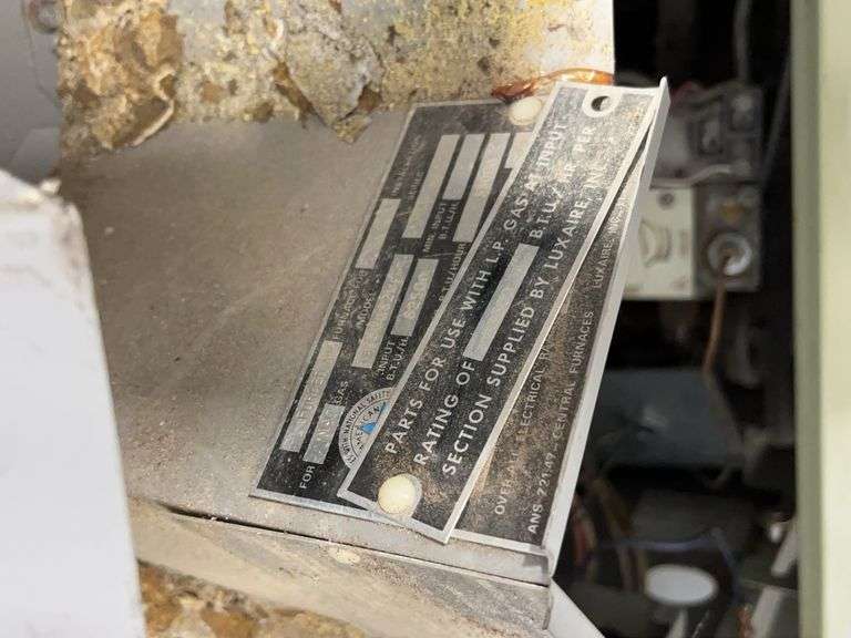 Moncrief L.P. Gas Furnace, 27,500 BTU/HR, 53"H, works - Albrecht ...