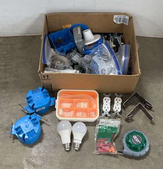 Electrical items, includes: Bag of wire connectors with two ports ...