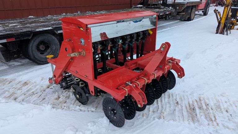 Agrotk B7 Food Plot Seeder, 4'W with 3-Point, Double Disc Openers, 2 ...