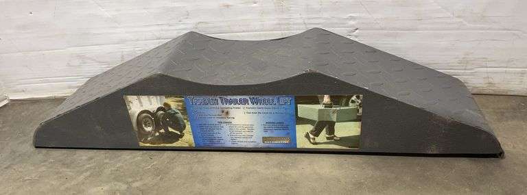 Adventure tandem trailer wheel lift, 31 3/4"L, used, very nice ...