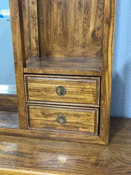 Thomasville dresser with top unit hutch, bottom with seven drawers and ...