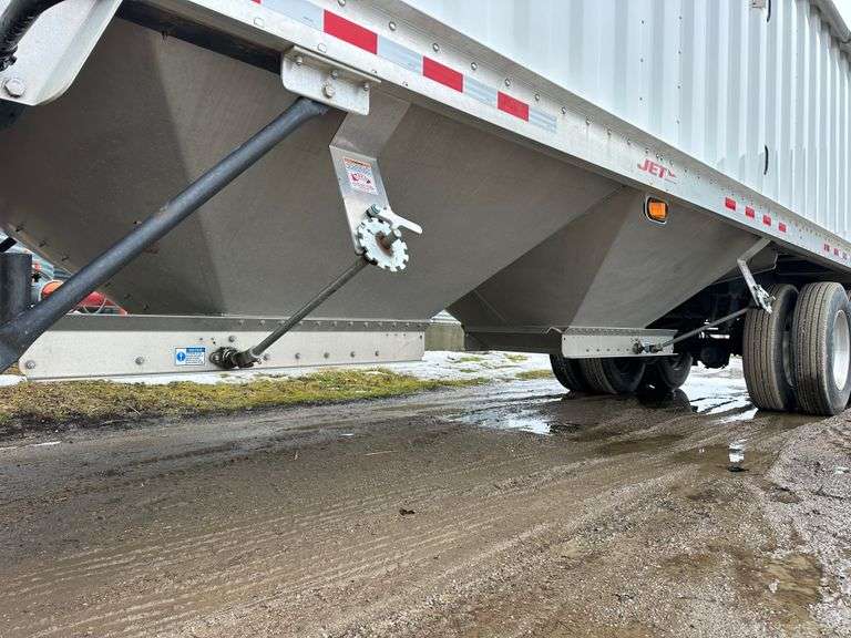 2019 Jet 34’ Aluminum Hopper Bottom Tandem Axle Trailer, VIN ...