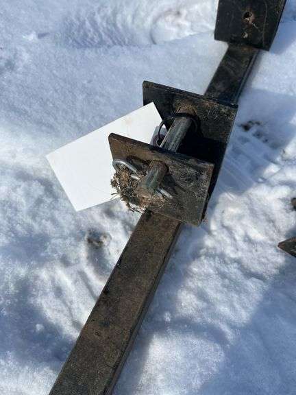 Weed-whip holder for trailer, used - Albrecht Auction Service