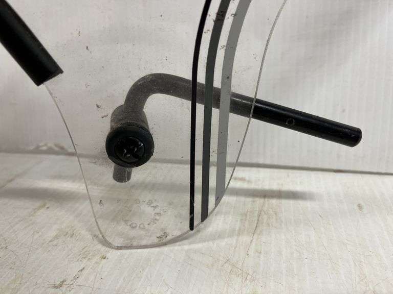 Slipstreamer SS-20 stealth windshield, 29"W x 21"H, good - Albrecht ...